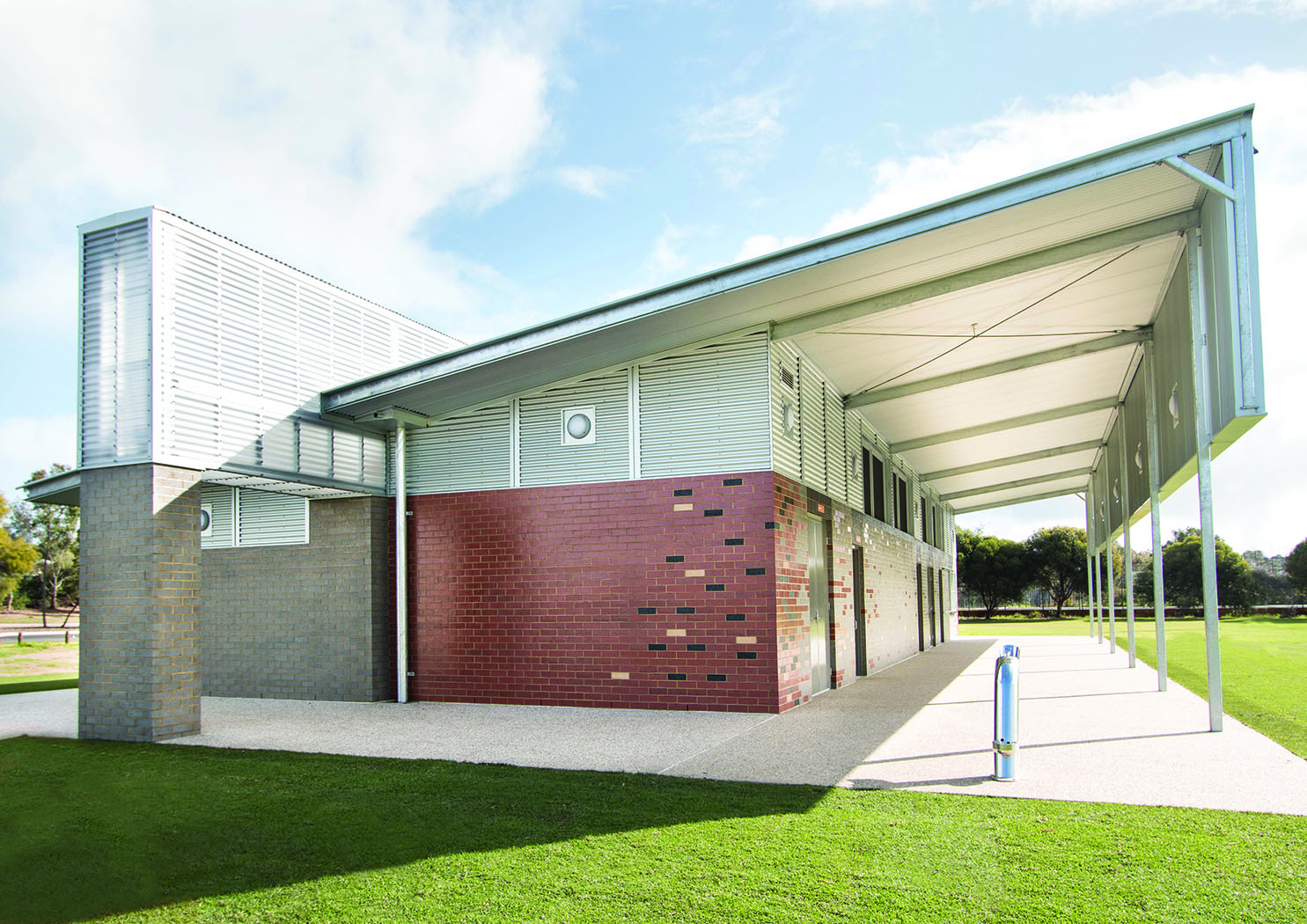 RIVERLINKS SPORTS AMENITIES BUILDING - Shelford Constructions
